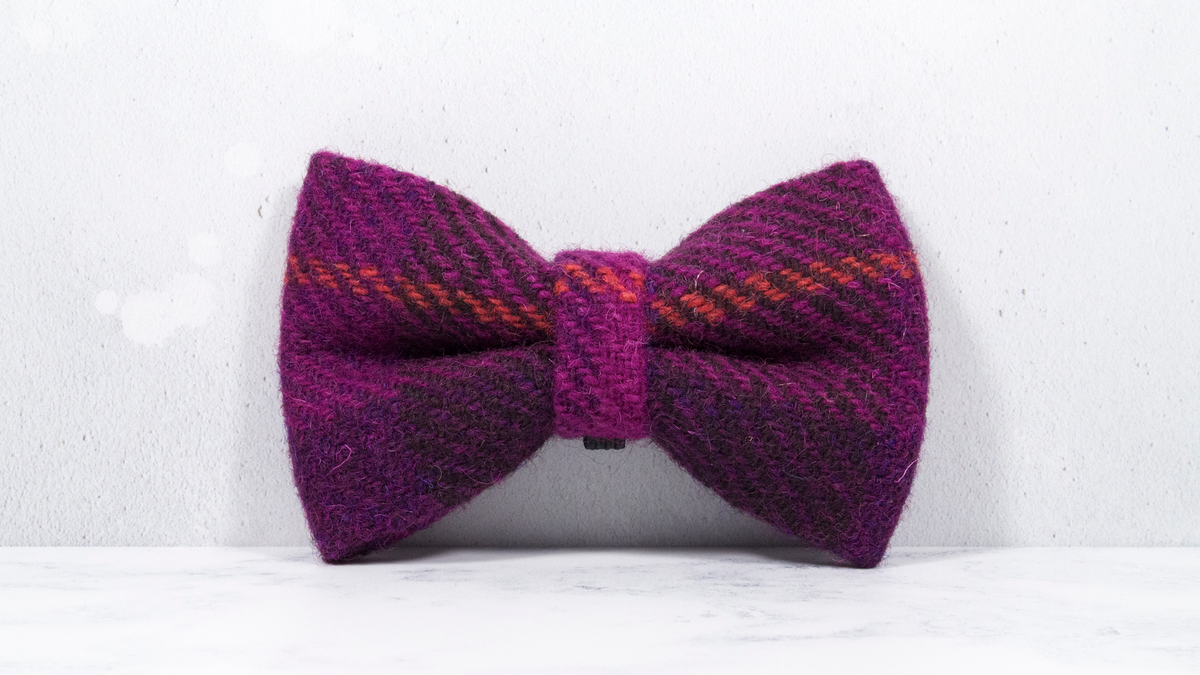Dog Bow Ties, Harris Tweed® - Cerise Check – Jayne Elizabeth Designs